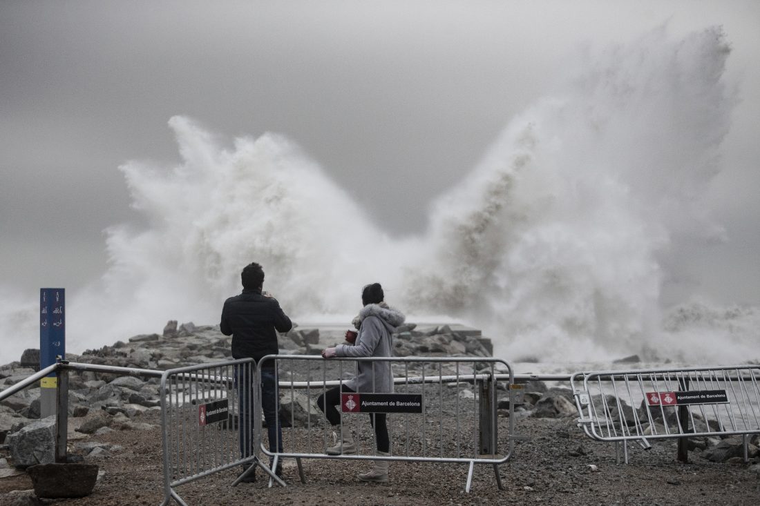 Storm Gloria kills 11 in Spain, causes wide coastal damage | News ...